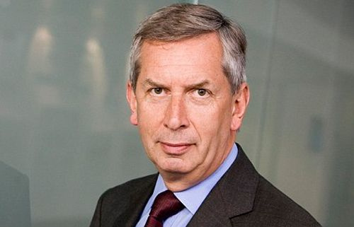 Terry Smith takes aim at overvalued stocks as new hedge fund readied ...